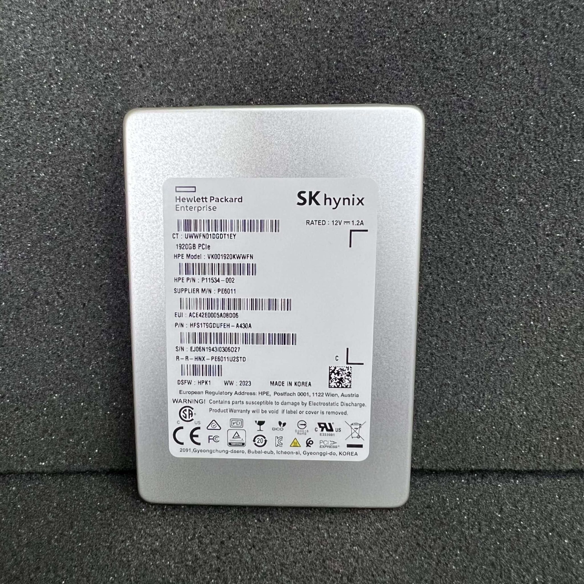 Samsung PM893 7.68TB SSD 2.5" SATA (MZ7L37T6HBLA-00A07) - LeShop.HK