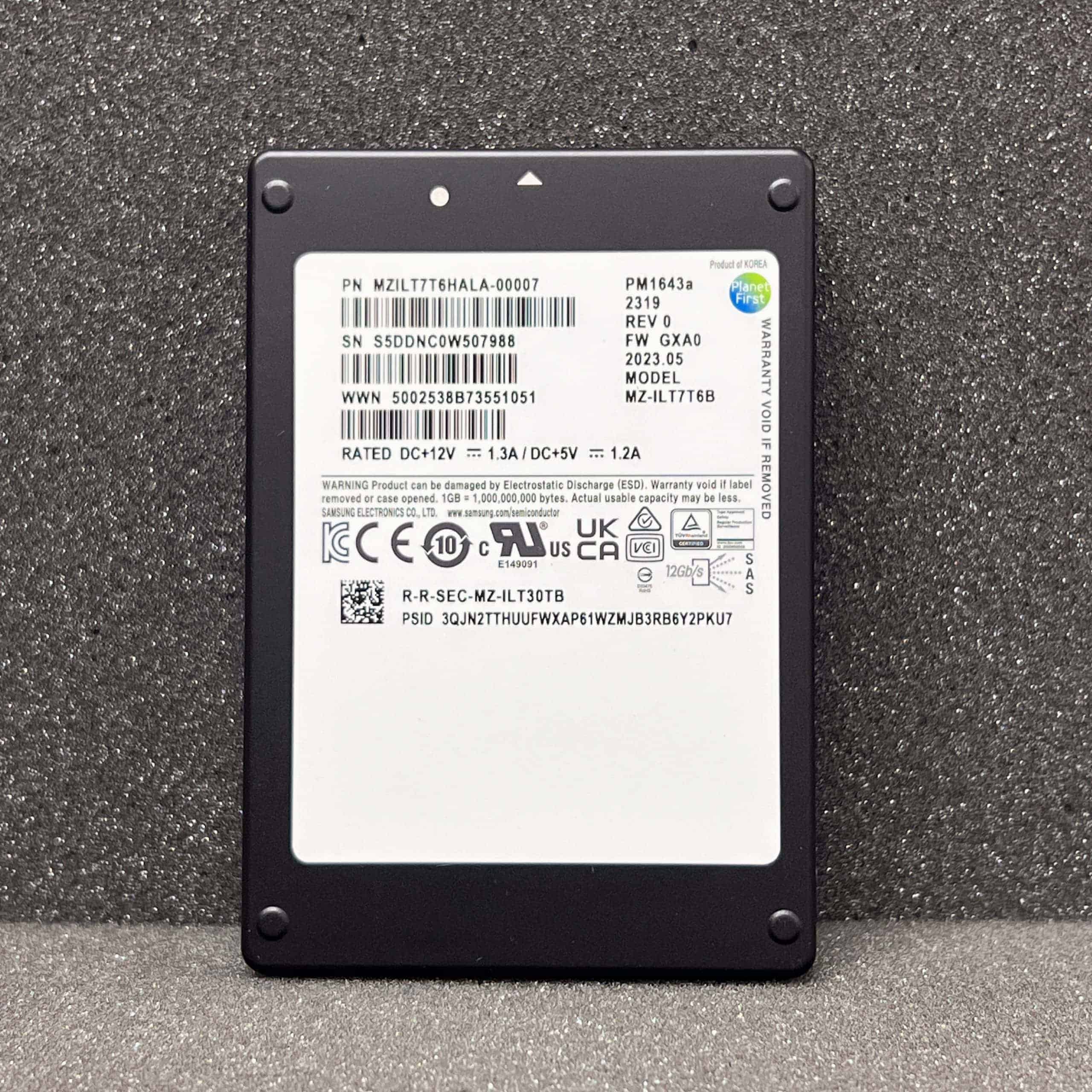 Samsung PM1643a 7.68TB SSD 2.5″ SAS (MZILT7T6HALA-00007) - LeShop.HK